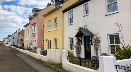 Getting a mortgage on a single brick construction property